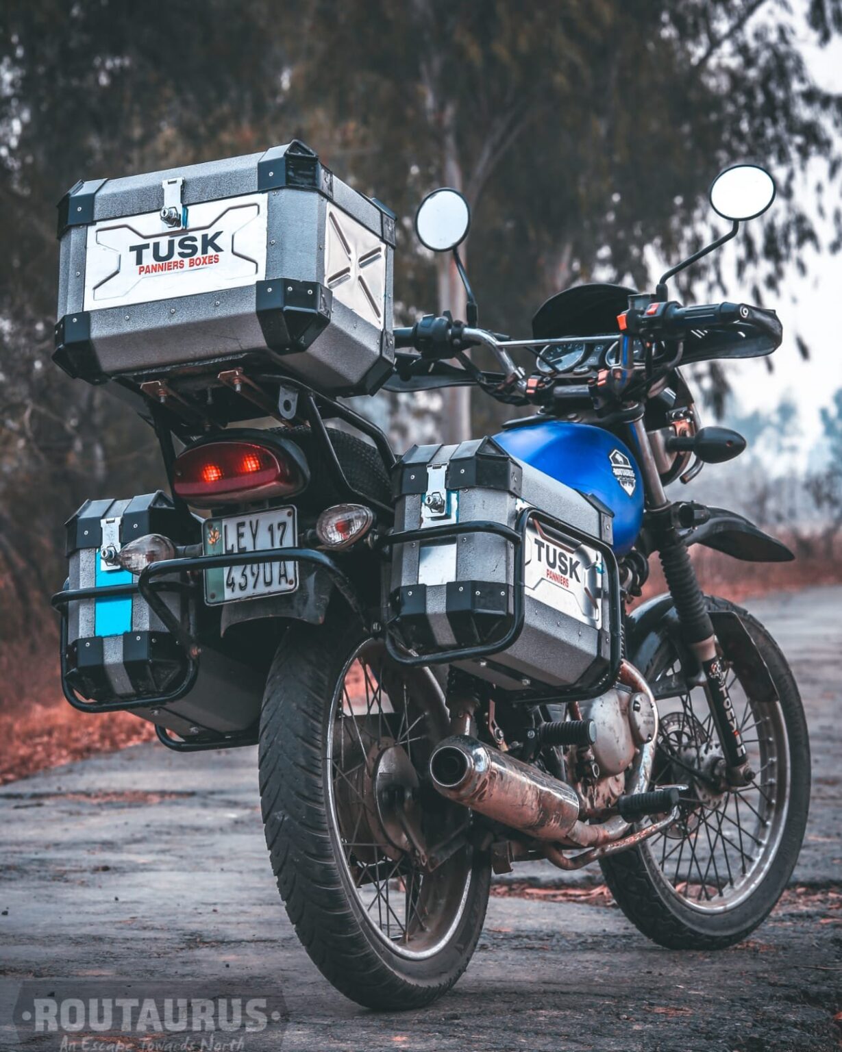 Motorcycle Adventure TUSK Panniers Side Boxes with Top box metal Frame ...